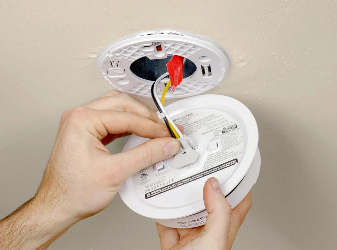 The Life-Saving Devices You Might Be Overlooking – Smoke & CO Detectors ...